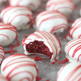 21 Tasty and Tempting Cake Bite Recipes